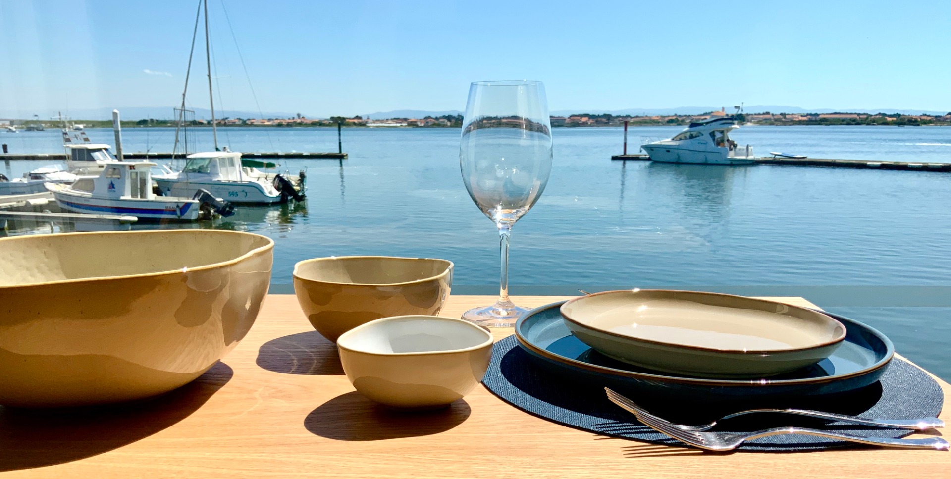 Clube De Vela Restaurant MESA CERAMICS Made In Portugal